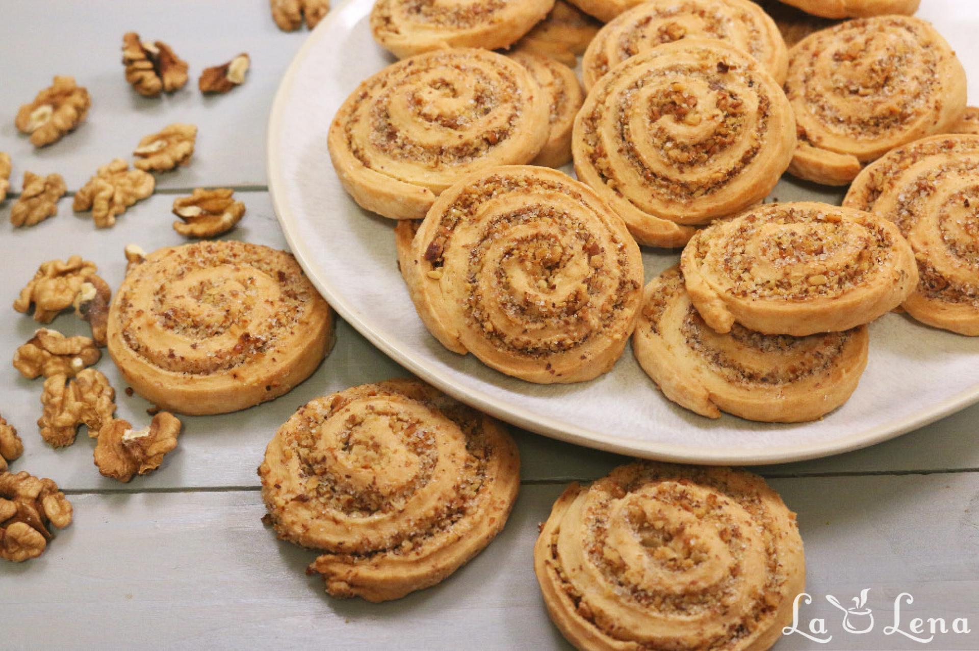 Biscuiți melcișori cu nucă și scorțișoară, de post - cu POZE - LaLena.ro