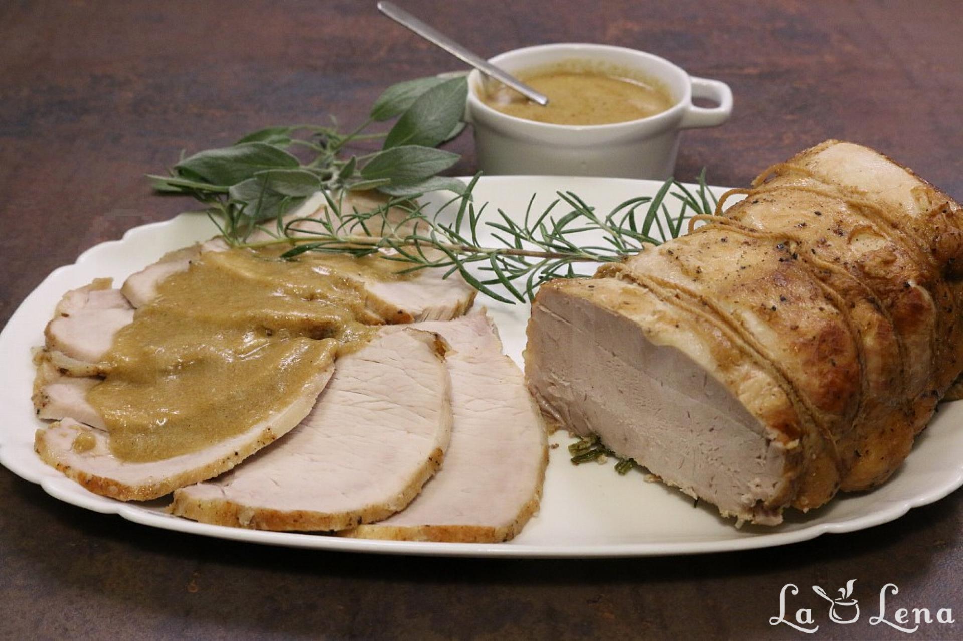 Cotlet de porc gătit în lapte - Arista di Maiale al Latte - LaLena.ro