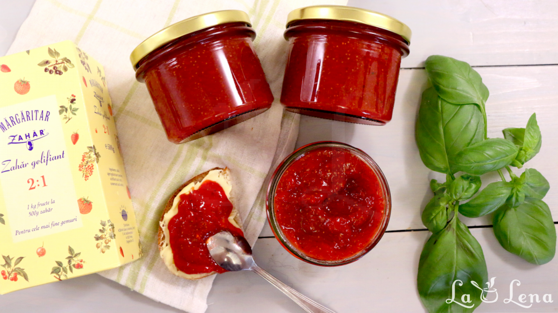 Gem de căpșuni cu busuioc - rapid, dens și aromat, cu POZE - LaLena.ro