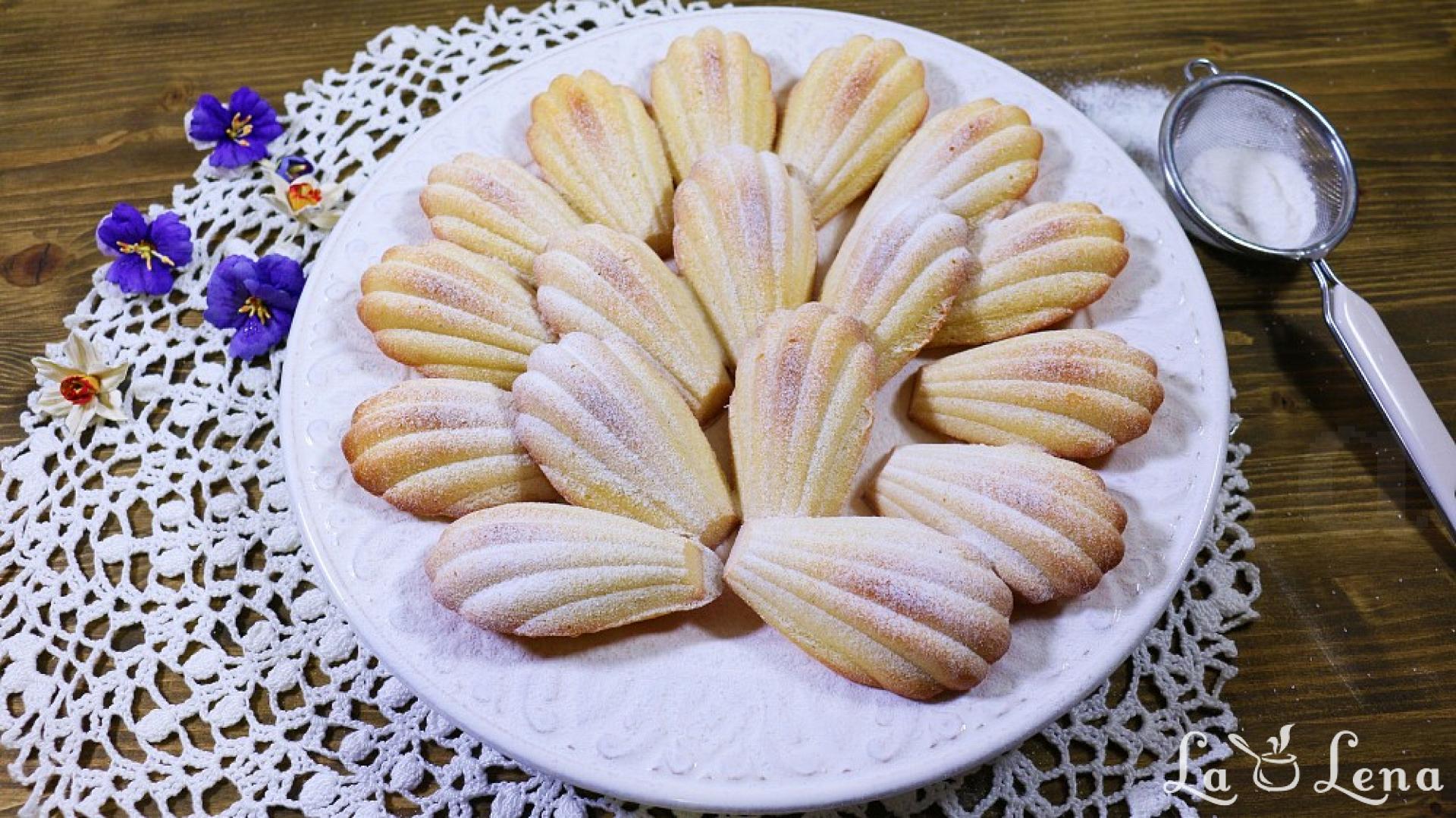 Madlene - rețetă de bază, simplă - Rețetă VIDEO - LaLena.ro