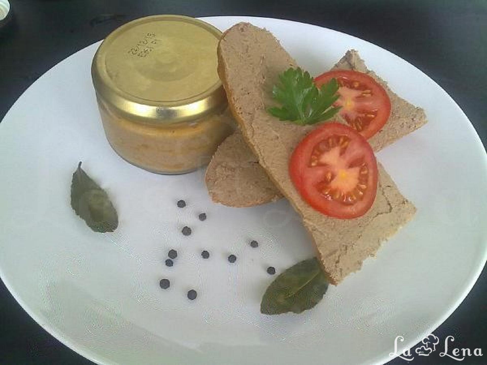 Pateu de ficăței de pui, ca la mama acasă - Rețetele utilizatorilor ...