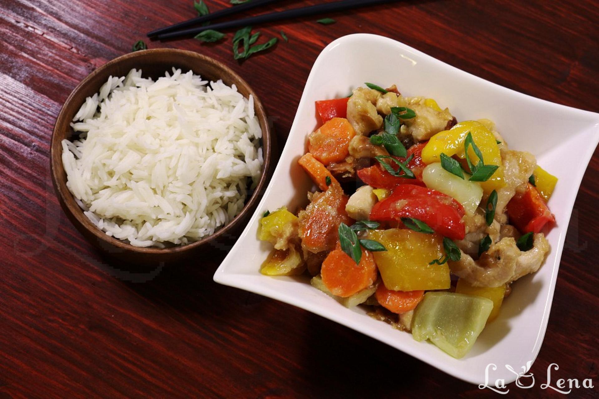 Pui cu Alune/Caju - Pui GongBao - LaLena.ro