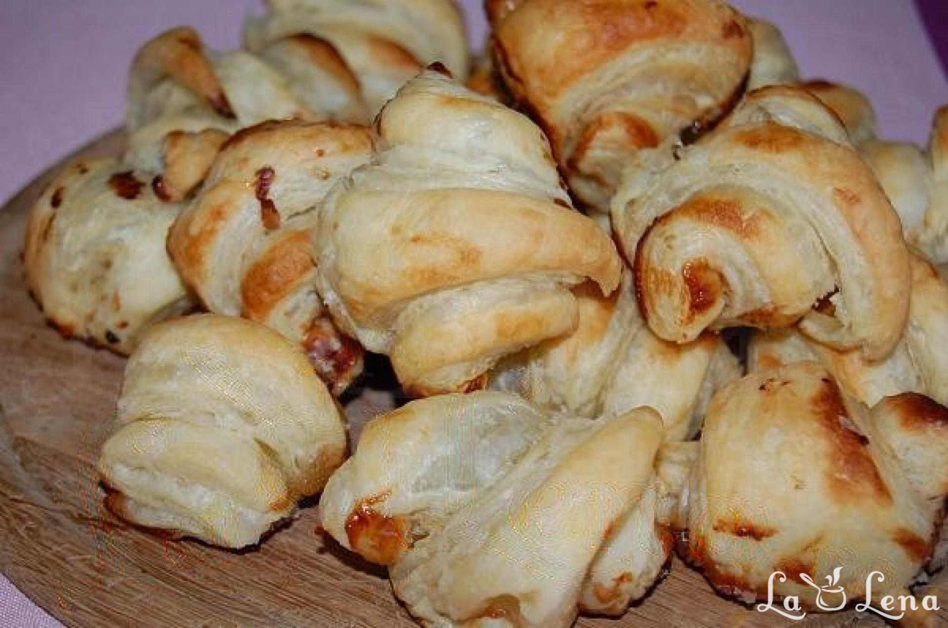 Cornulețe Tupperware (Croissant Party) - LaLena.ro