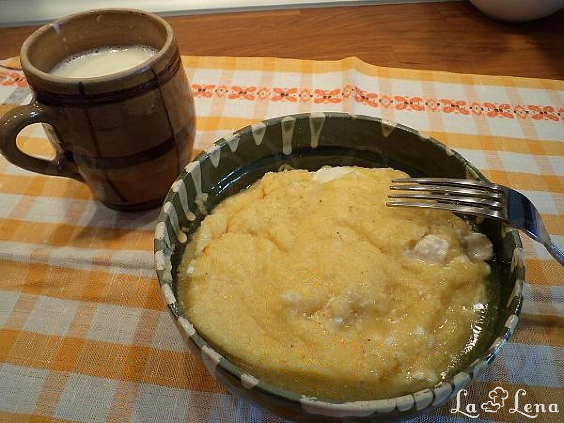 Mamaliga Cu Branza Ou Si Unt Retetele Utilizatorilor Lalenaro