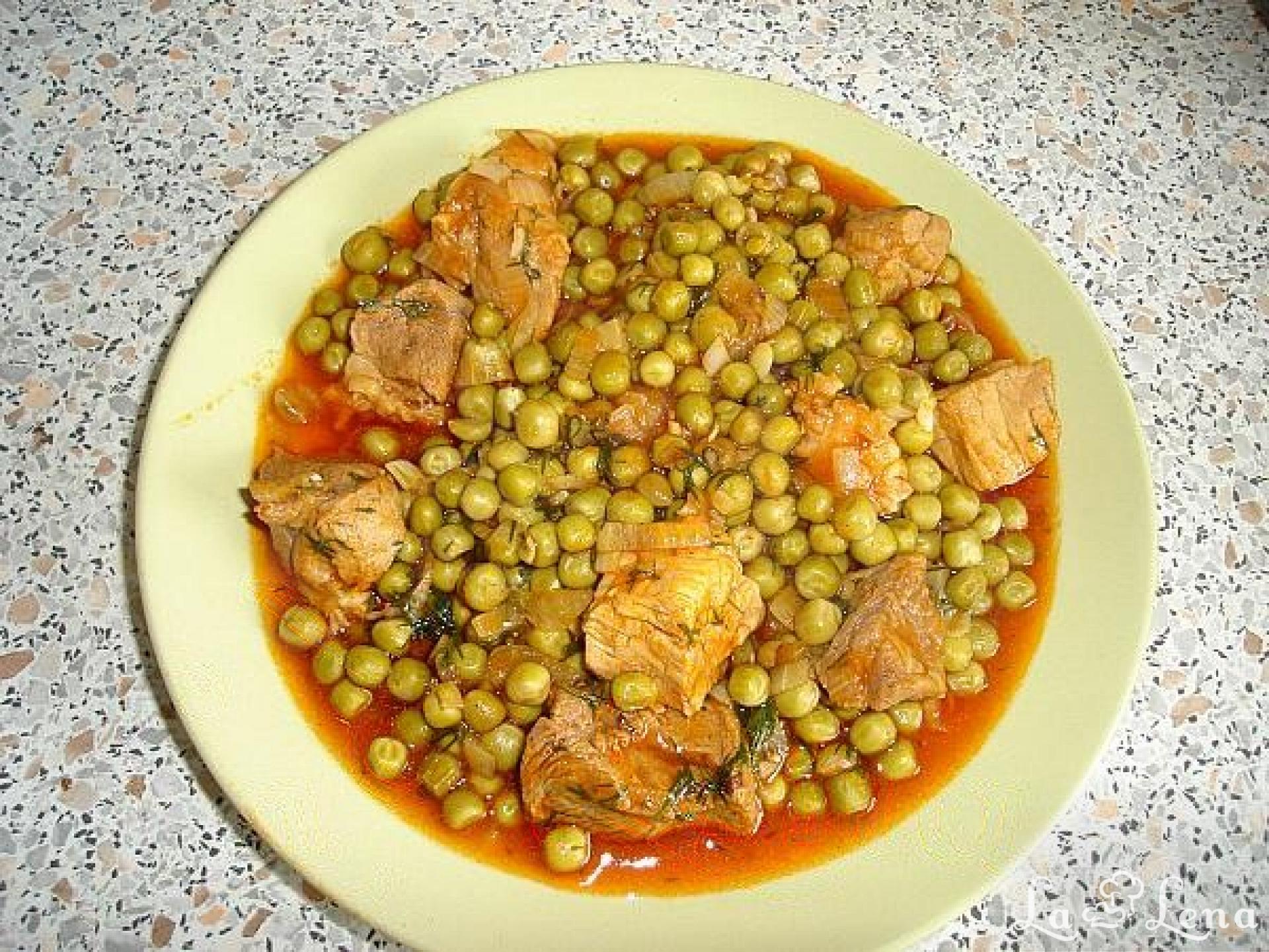 Mazăre cu carne - Rețetele utilizatorilor LaLena.ro