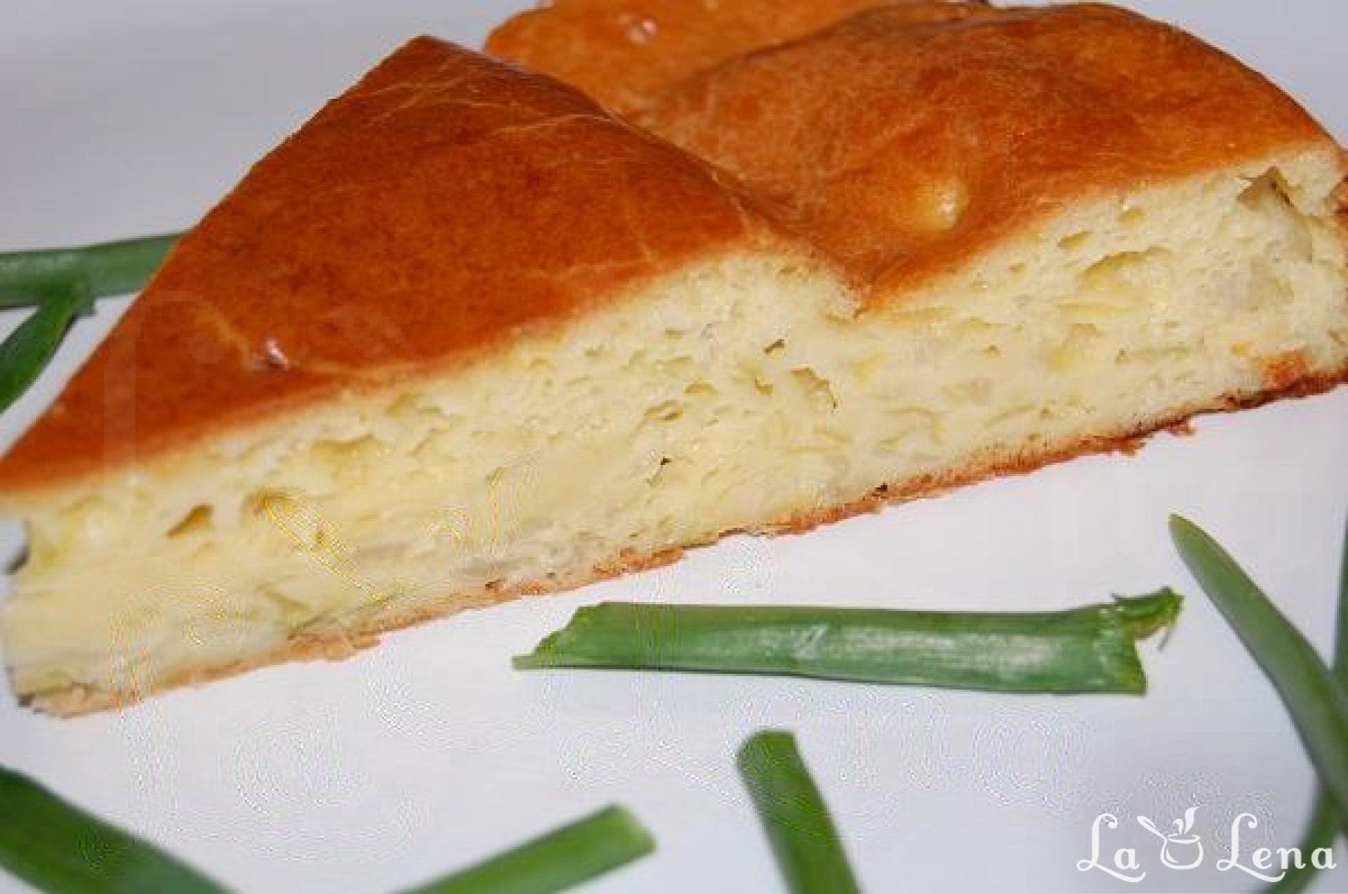 Plăcintă cu varză, rețetă rapidă - LaLena.ro