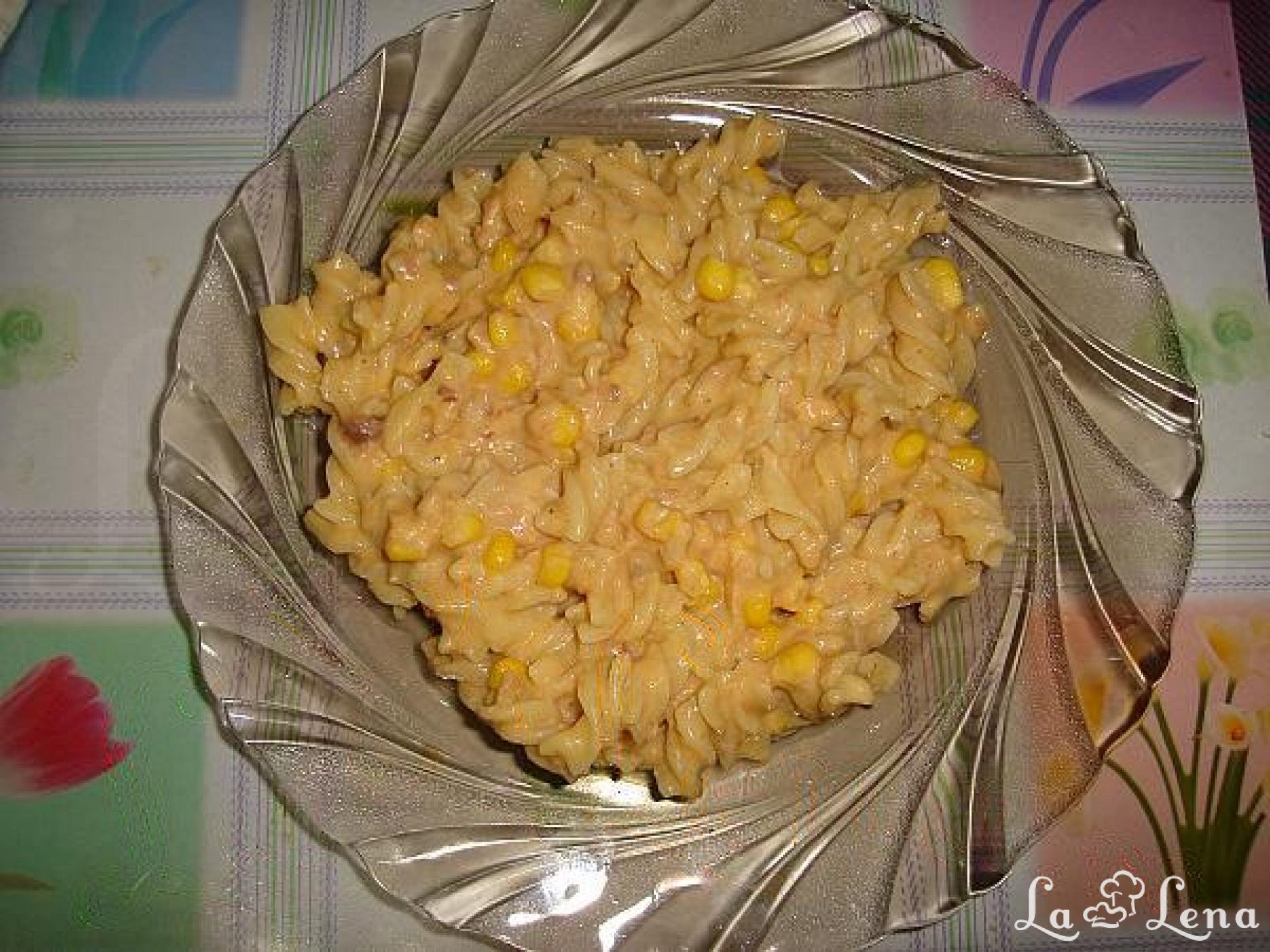 Salată de ton - Rețetele utilizatorilor LaLena.ro