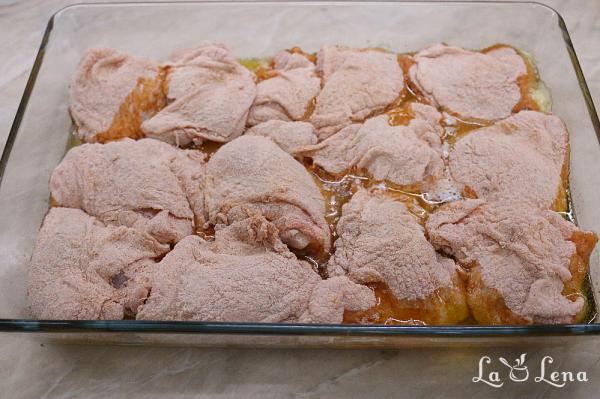 Pui crocant cu unt, la cuptor - rețetă simplă și rapidă - LaLena.ro